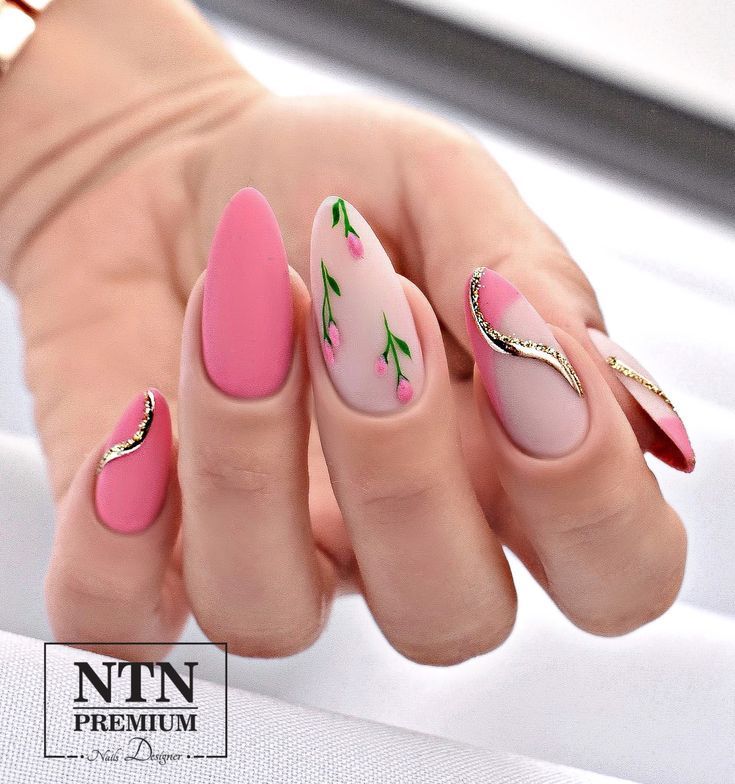 Diseño De Uñas Color Rosa en Forma Amendra 【IDEAS E IMÁGENES】