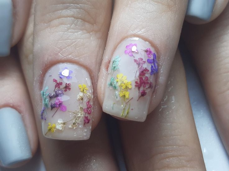 Diseño De Uñas Con Flores Secas Naturales 【IDEAS E IMÁGENES】