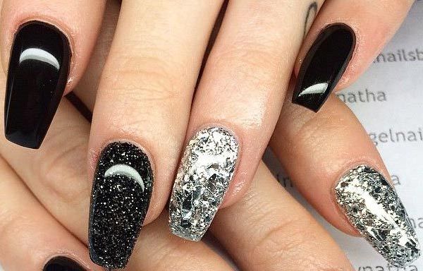 Diseño De Uñas Negro Blanco Y Plata 【IDEAS E IMÁGENES】