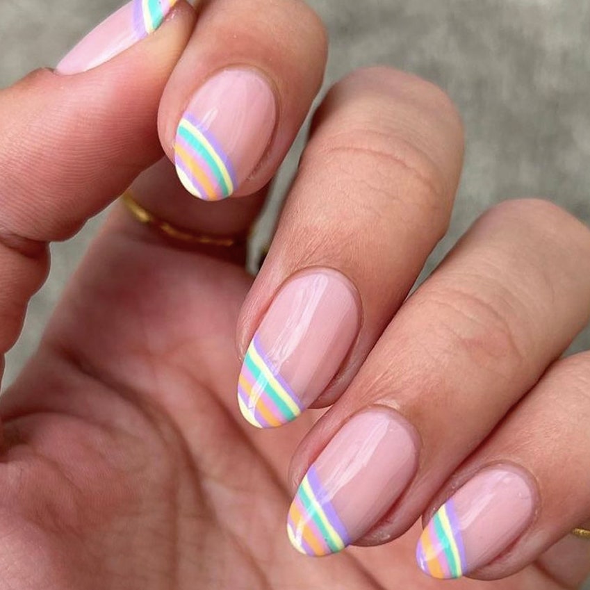 Diseño Sencillo De Uñas Pintadas Colores Pasteles 【IDEAS E IMÁGENES】