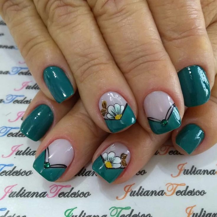 Diseños De Mar en Uñas Tiernas 【IDEAS E IMÁGENES】