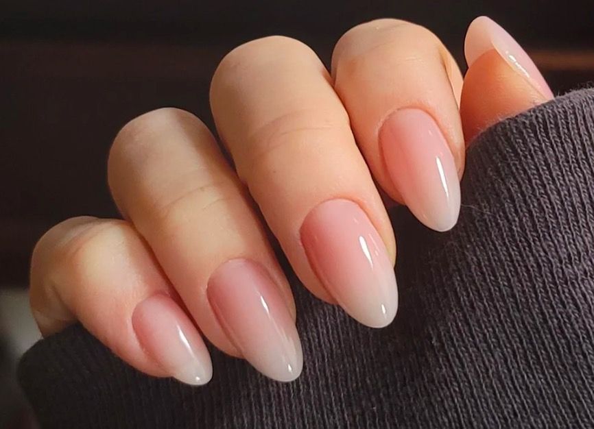 Diseños De Uñas Cortas Baby Boomer 【IDEAS E IMÁGENES】