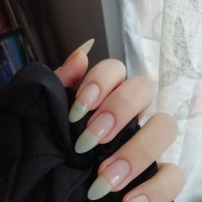 Diseños De Uñas en Forma De Tenis O Lapiz 【IDEAS E IMÁGENES】