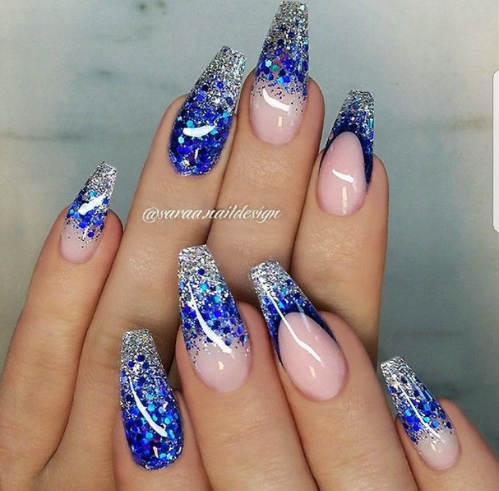 Diseños De Uñas Encapsuladas Color Azul Rey 【IDEAS E IMÁGENES】