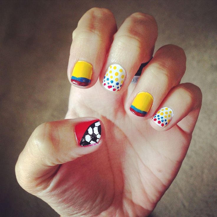 Diseños De Uñas Modernas De Banderas 【IDEAS E IMÁGENES】