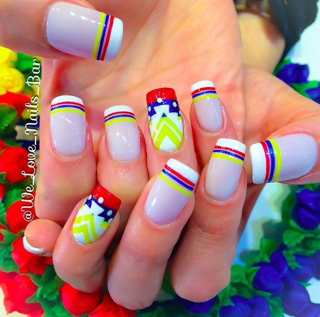 Diseños De Uñas Modernas De Banderas 【IDEAS E IMÁGENES】