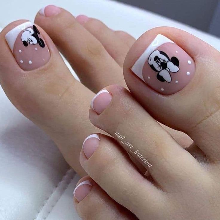 Diseños De Uñas Para Pies De Minnie Mouse 【IDEAS E IMÁGENES】